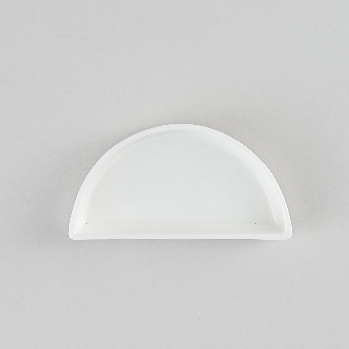 Semicircle Dish – Monno Ceramic